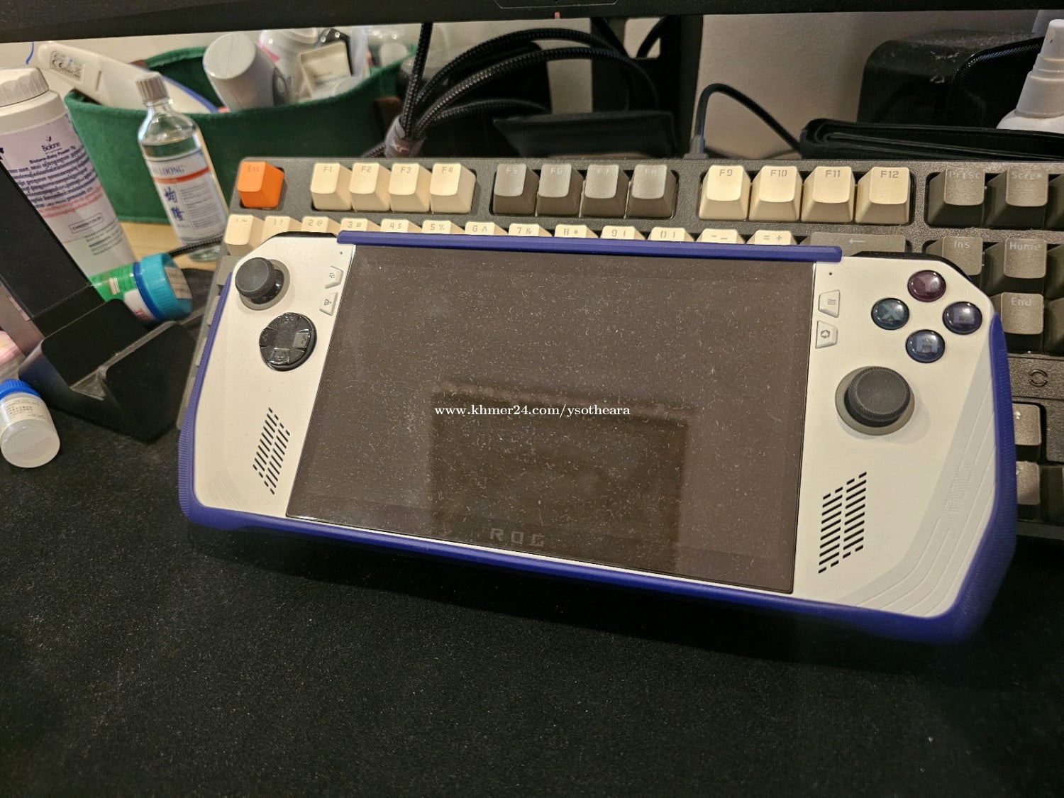 ROG Ally Z1 Extreme + JSAUX 67Wh Battery + Docking Station + Case (Full ...