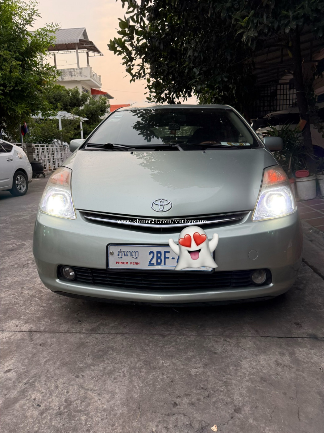 Toyota Prius full option green color price $9988.00 in Veal Sbov, Chbar ...