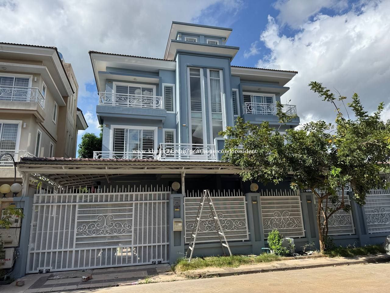 Twin Villa I Borey Piphup Thmei I Near AEON 2 I 484 M2 price $580000.00 ...