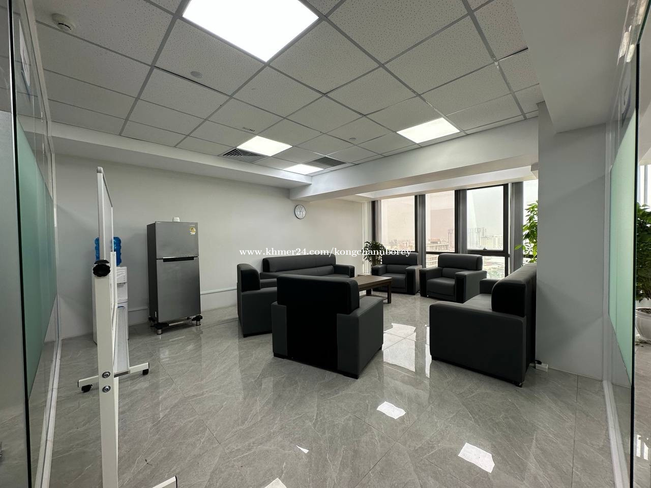 Time Square 3 TK Office Space for rental price $1300.00 in Boeng Kak ...