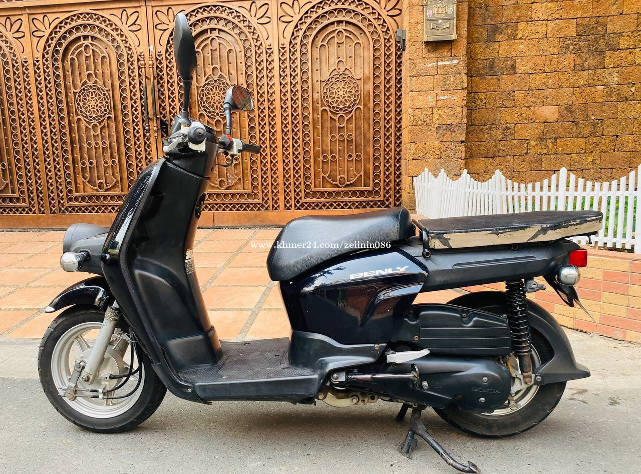 Honda benly , 580$ , 50cc , year2019មានកាតមានពន្ធ (have card have id ...
