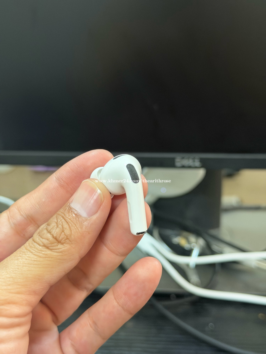 គ្រាប់កាសខាងស្ដាំ AirPod Pro 3 តម្លៃ $115.00 ក្នុង ភ្នំពេញថ្មី, សែនសុខ ...