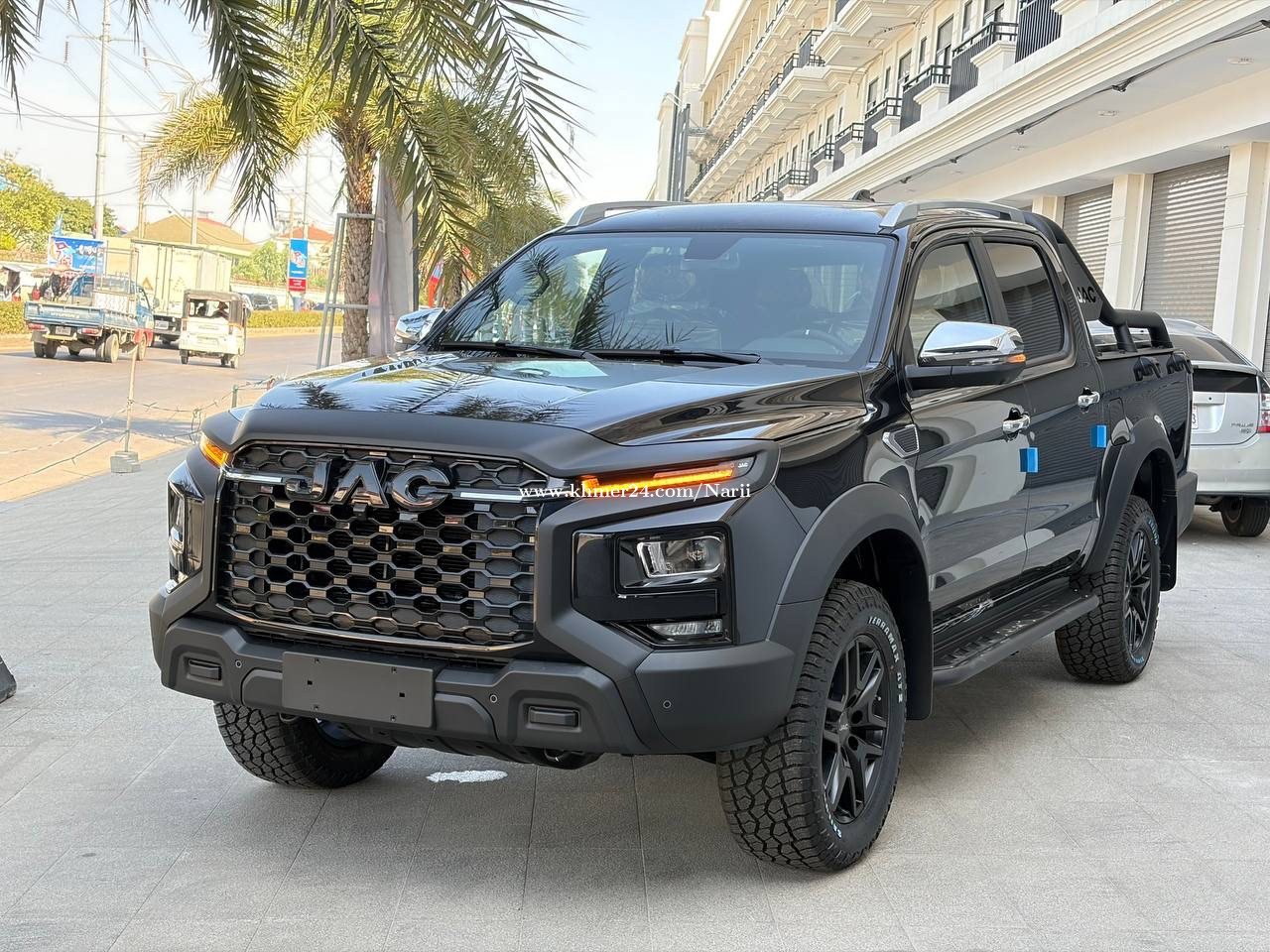 រថយន្ត JAC T9 ម៉ូឌែល2026 តម្លៃត្រឹមតែ $31,500 Full option price $31500. ...