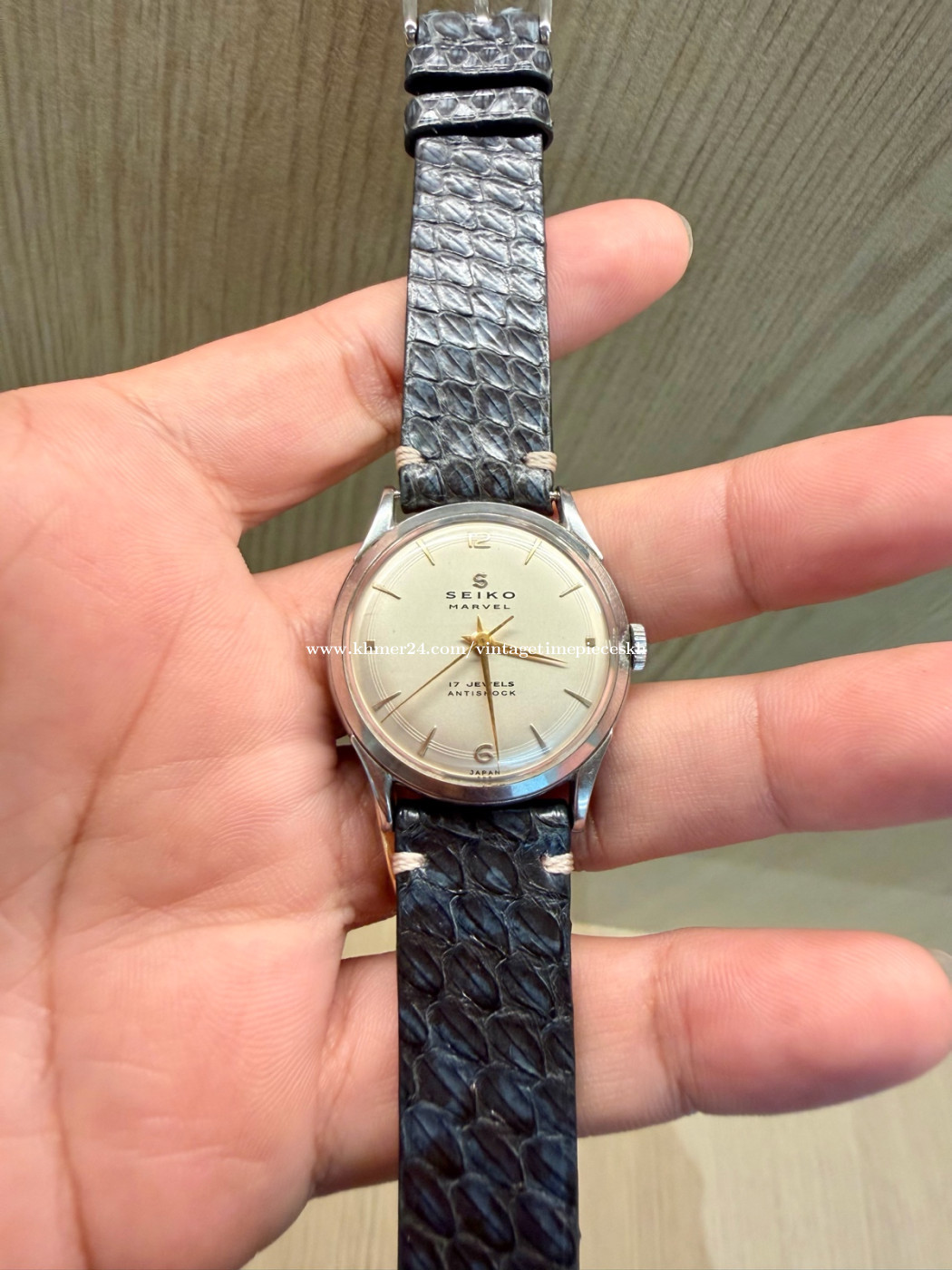 Original Ultra Rare Vintage SEIKO Marvel 17 Jewels Antishock 13062 ...