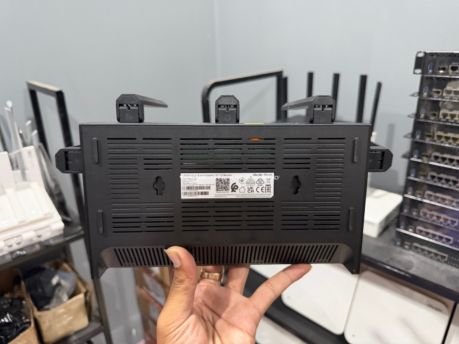 Router Ruijie RG-EW1300G price $30.00 in Khpob, S'ang, Kandal, Cambodia ...