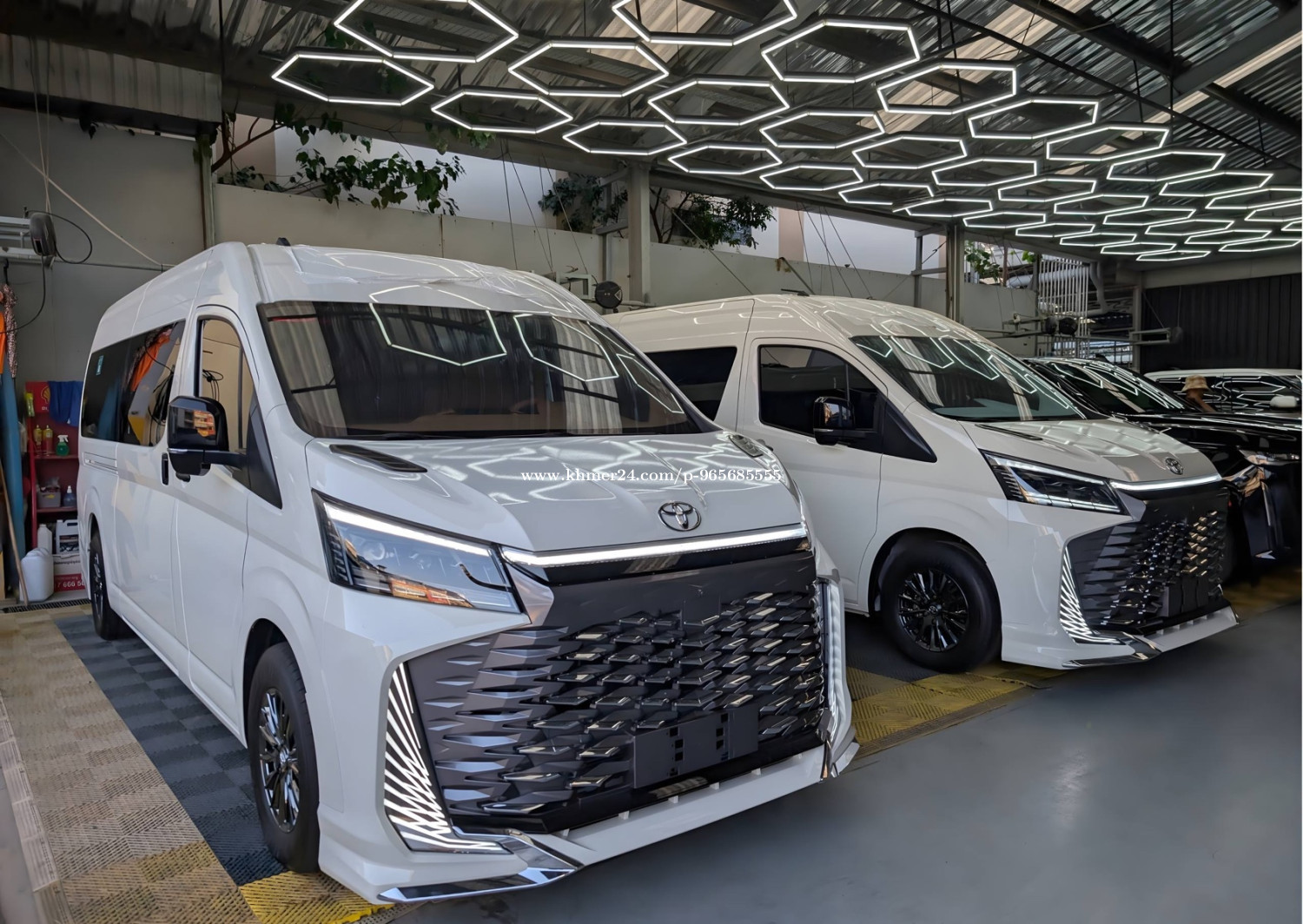 Toyota Hiace 2026 VIP price $138000.00 in Mittakpheap, Prampir ...