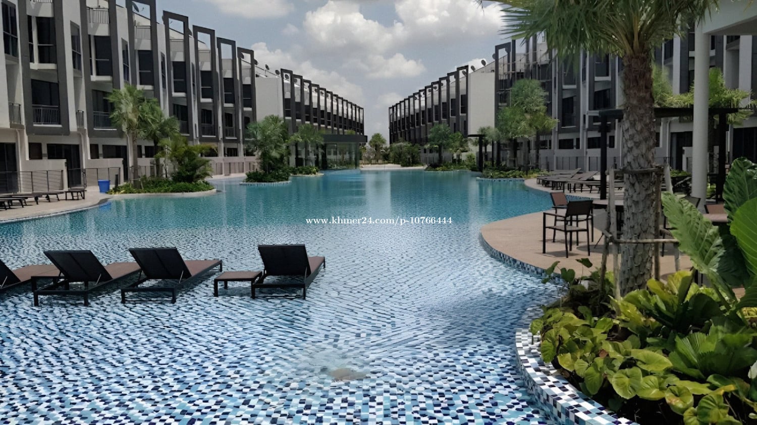 CLUSTER VIILA FOR SALE IN BOREY THE PALMS price $250000.00 in Veal Sbov ...