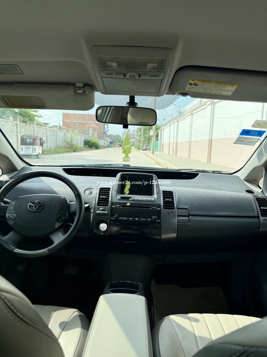 Toyota Prius 2008 half full touring price $11700.00 in Phum Thum, Kien ...