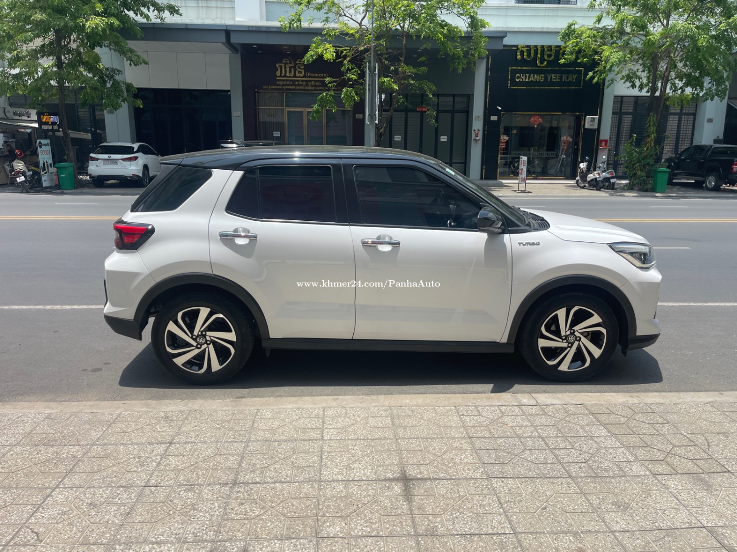 Toyota Raize year 2022 Full option price $19700.00 in Chak Angrae Kraom ...