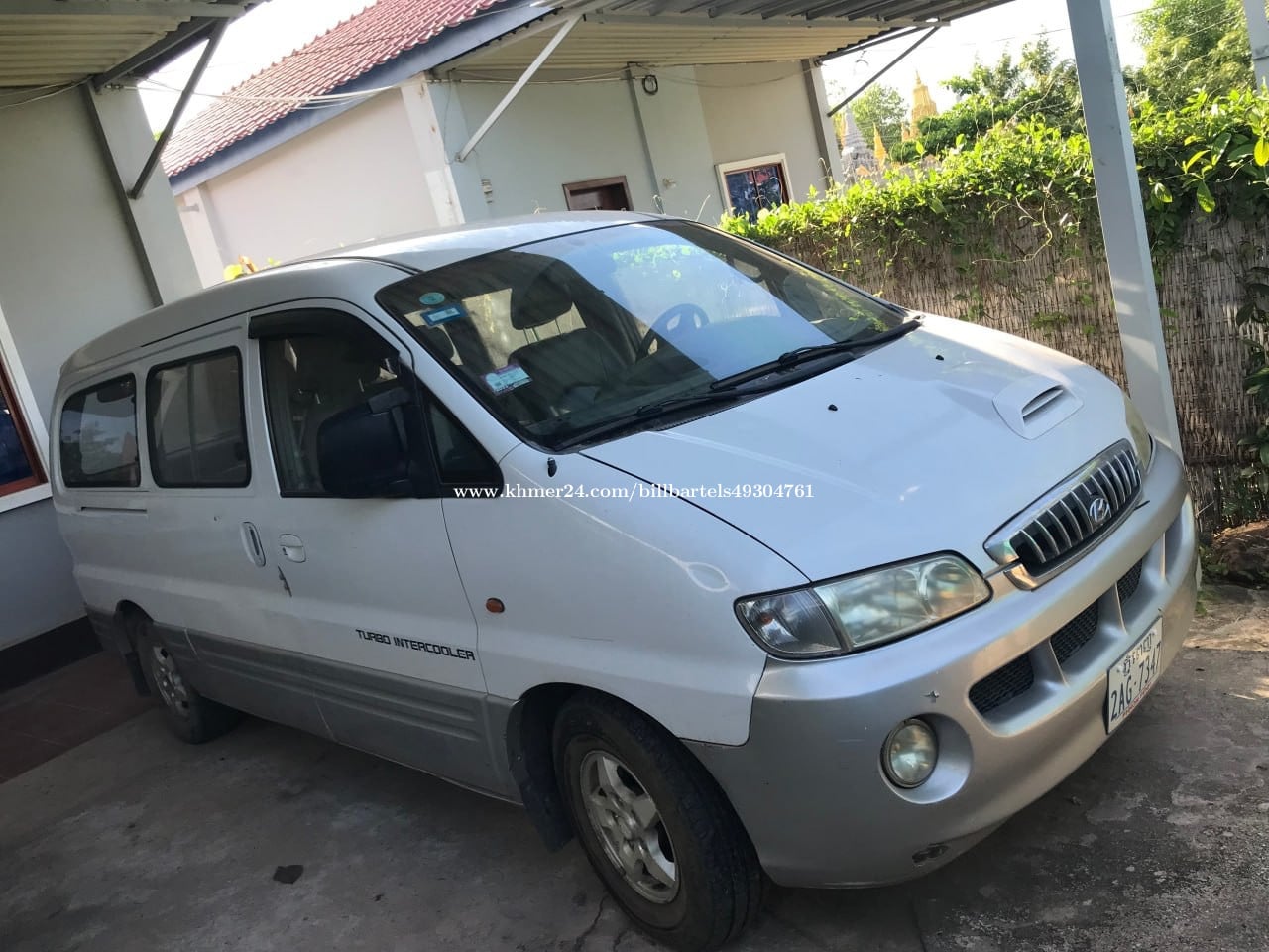 Van, mini bus price $3600.00 in Traeuy Kaoh, Krong Kampot, Kampot ...