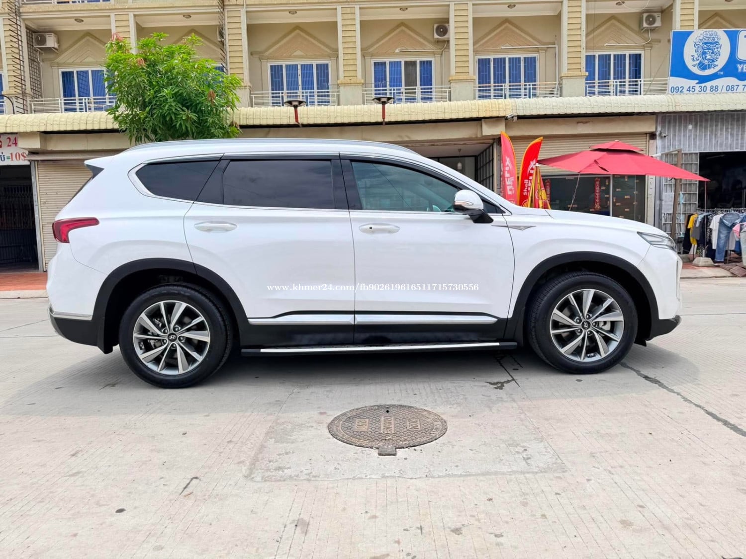 Hyundai Santa Fe 019 ម៉ាស៊ូត កៅអីបីជួរ full option ...