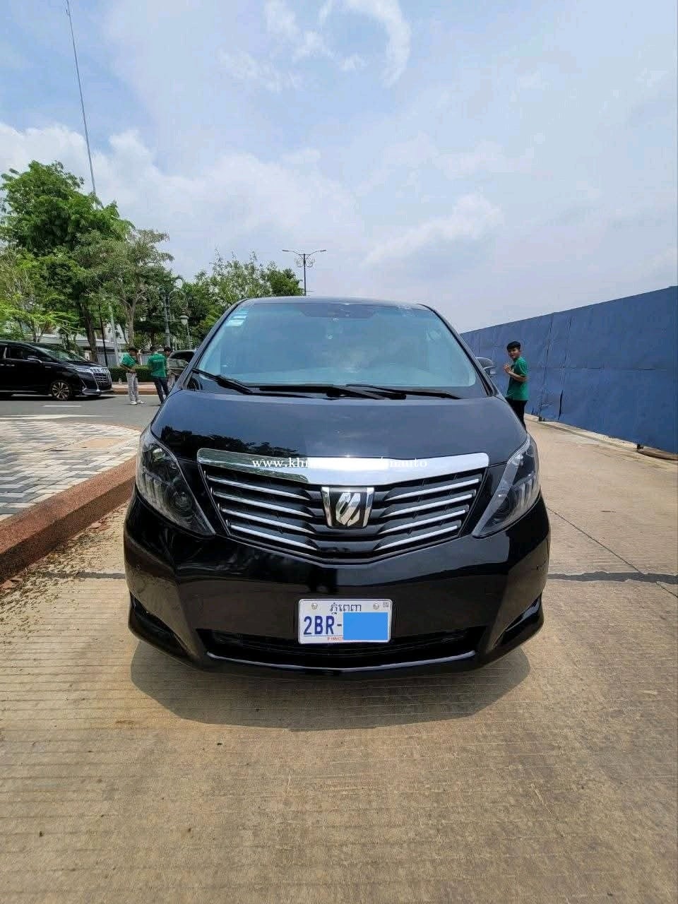 Toyota Vellfire ឡើង Alphard 012 price $19000.00 in Kouk Khleang ...
