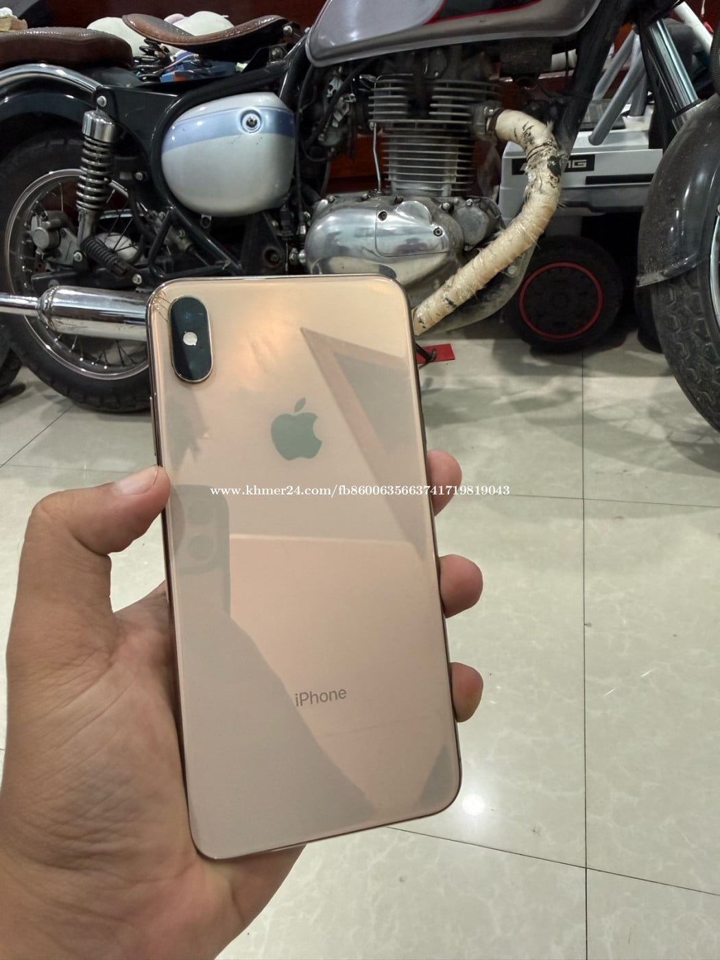 XS Max 256g/LLA អីវ៉ាន់សុំណុំតម្លៃមហាធូជូន price $155.00 in Chak Angrae ...