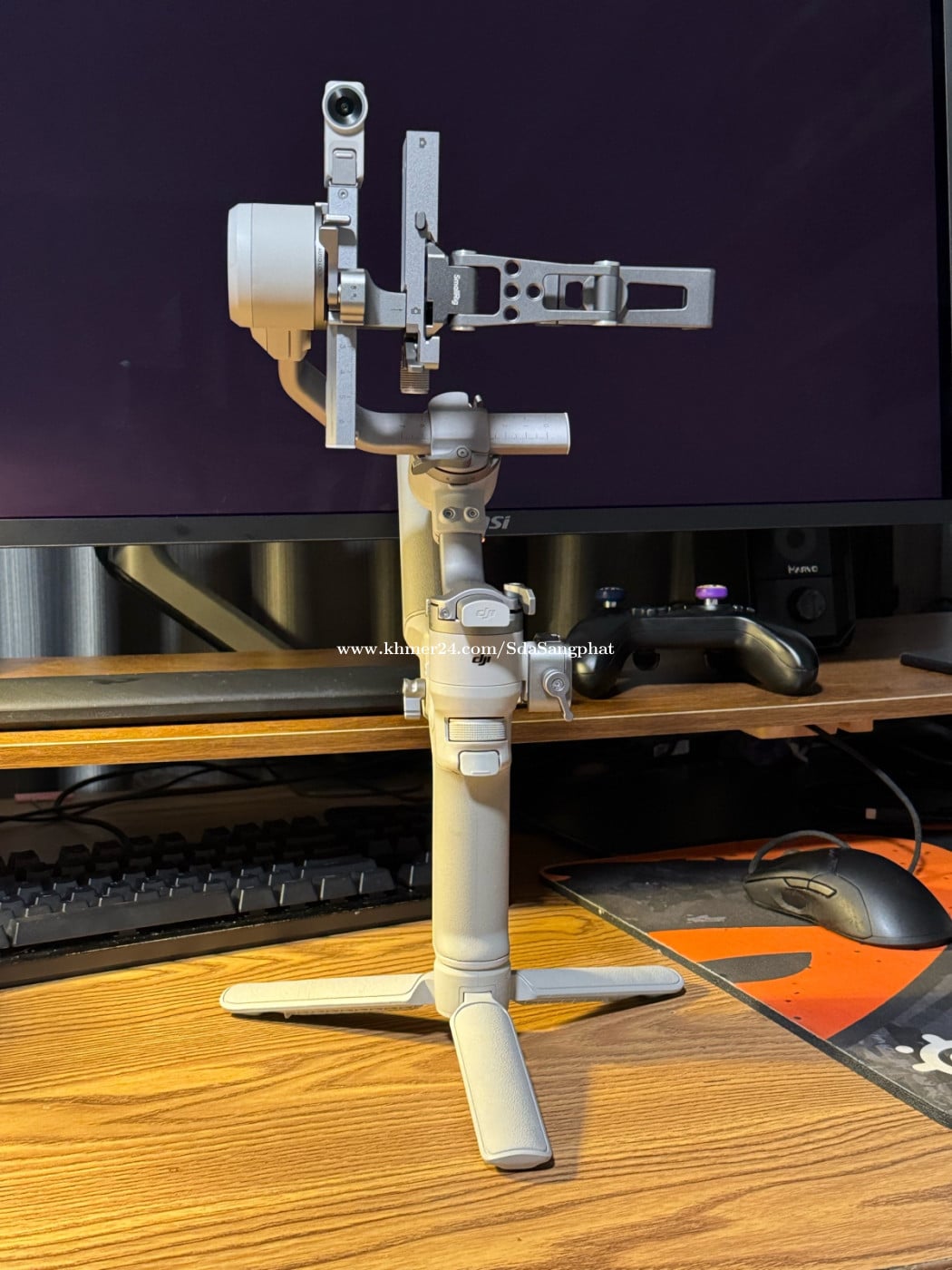 DJI RS4 mini - Gimbal - Free phone mount - Auto Track price $250 in ...