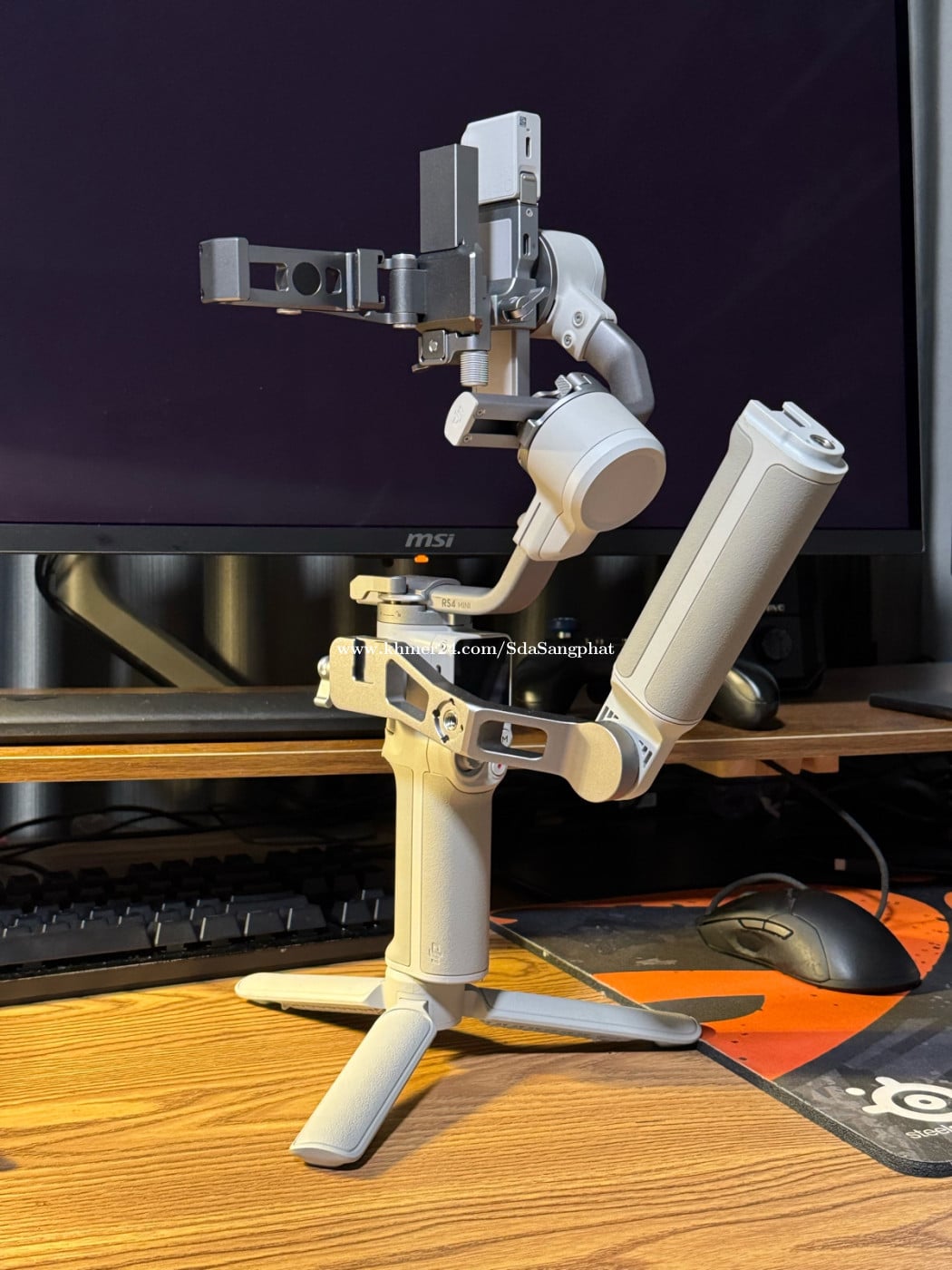 DJI RS4 mini - Gimbal - Free phone mount - Auto Track price $250 in ...