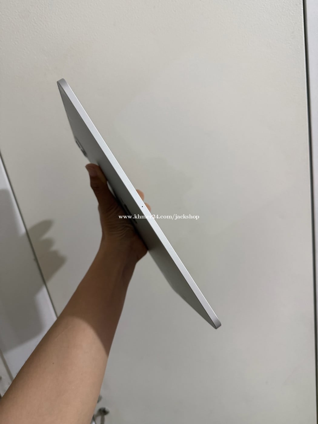 Sell iPad Pro M1 128g Only WiFi Scan 98% (11-inch) price $350.00 in ...