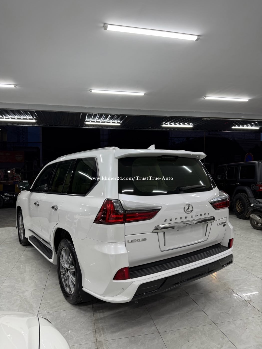 Lexus LX450D 2016 price $65000.00 in Boeng Kak Pir, Tuol Kouk, Phnom ...