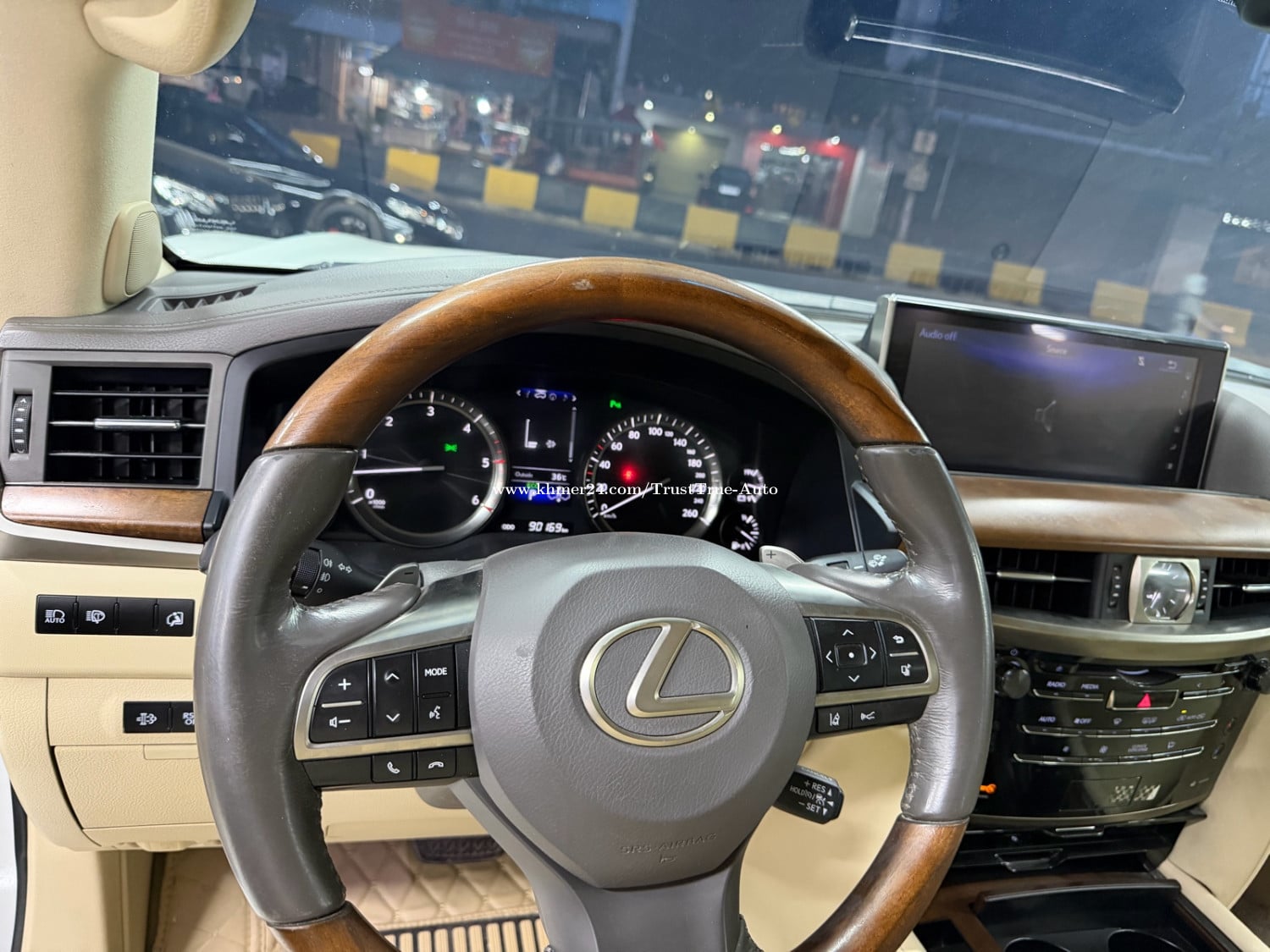 Lexus LX450D 2016 price $65000.00 in Boeng Kak Pir, Tuol Kouk, Phnom ...
