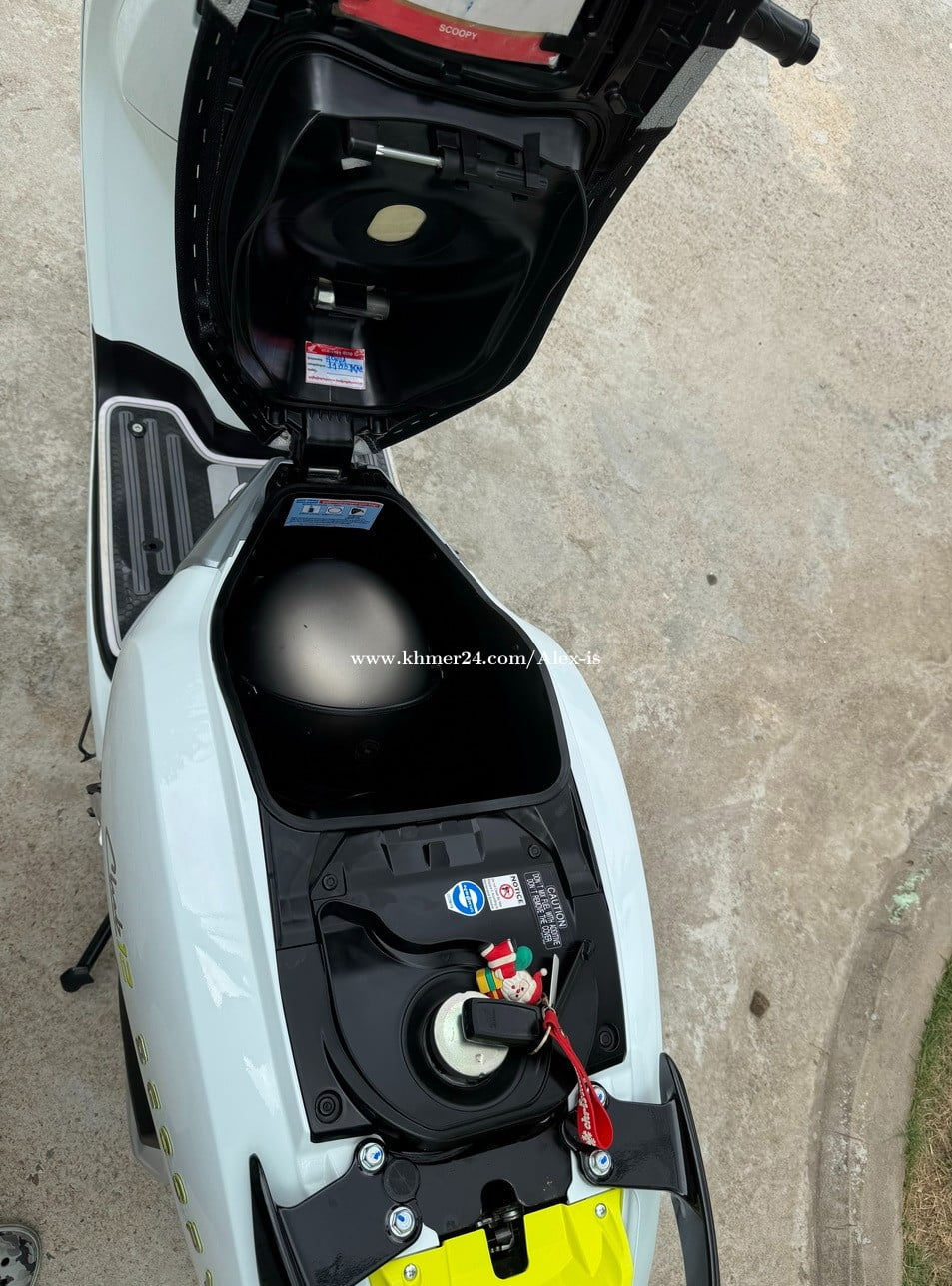លក់ Scoopy023 Smartkey ពីNcx price $1990.00 in Kakab 1, Por Senchey ...