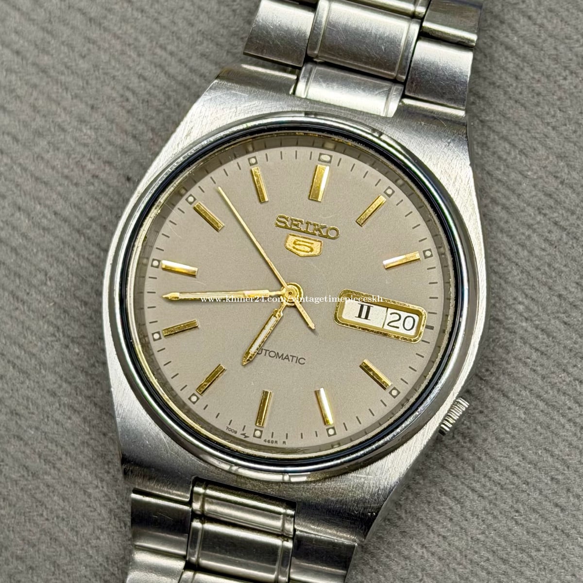 Original Rare Vintage SEIKO 5 Automatic Gray Dial with Gold-Hand Roman ...
