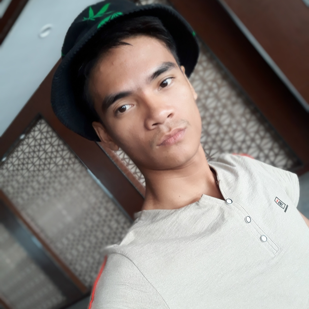 Heng SomNang - Khmer24