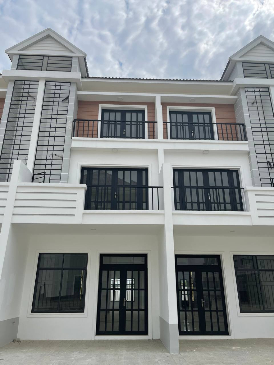 Mrs Srey Oun - Khmer24