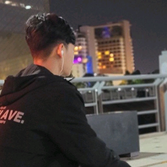 DE DEVIDGG - Khmer24