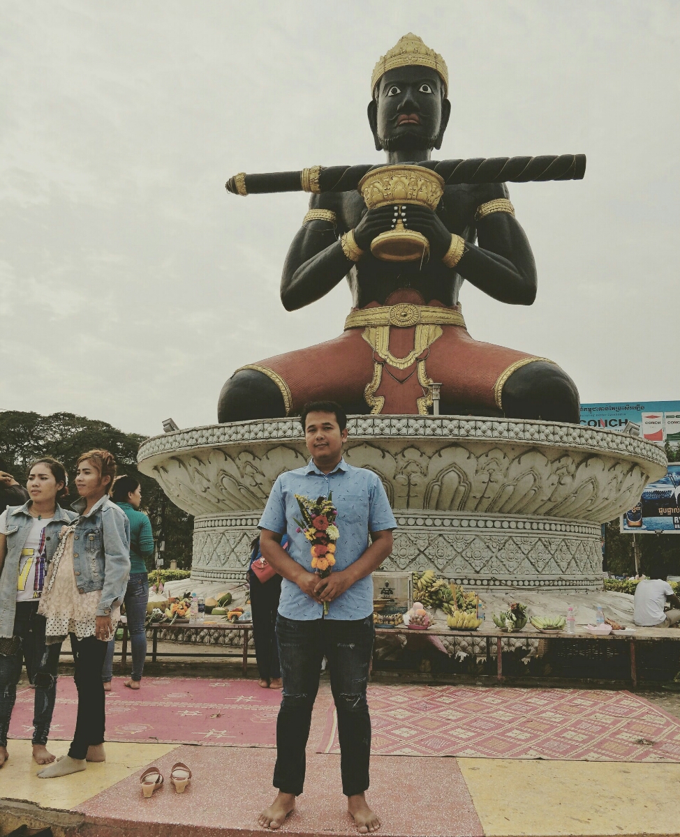 Vannak Sour - Khmer24