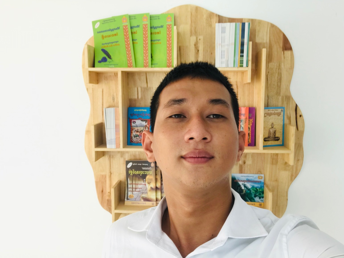 Hout Sok - Khmer24