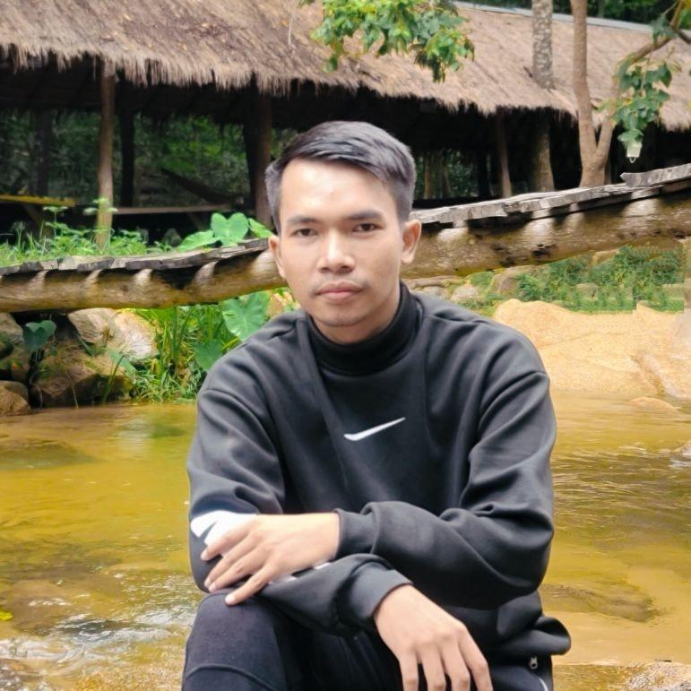 Tyna Samrith - Khmer24