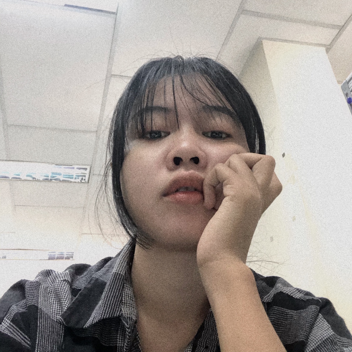 Srey tey Lon (លក់ធុងសំរាម) - Khmer24